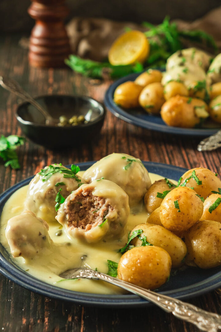 Königsberger Klopse: German Meatballs in Creamy Caper Sauce - The ...