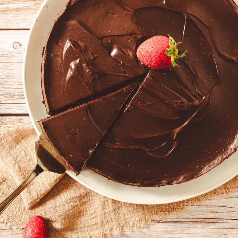 Flourless Black Bean Chocolate Cake - The Peasant's Daughter